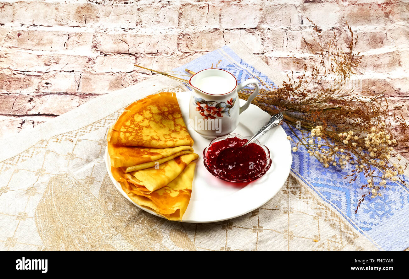 breakfast, cream, milk, pancake, food, homemade, plate Stock Photo - Alamy