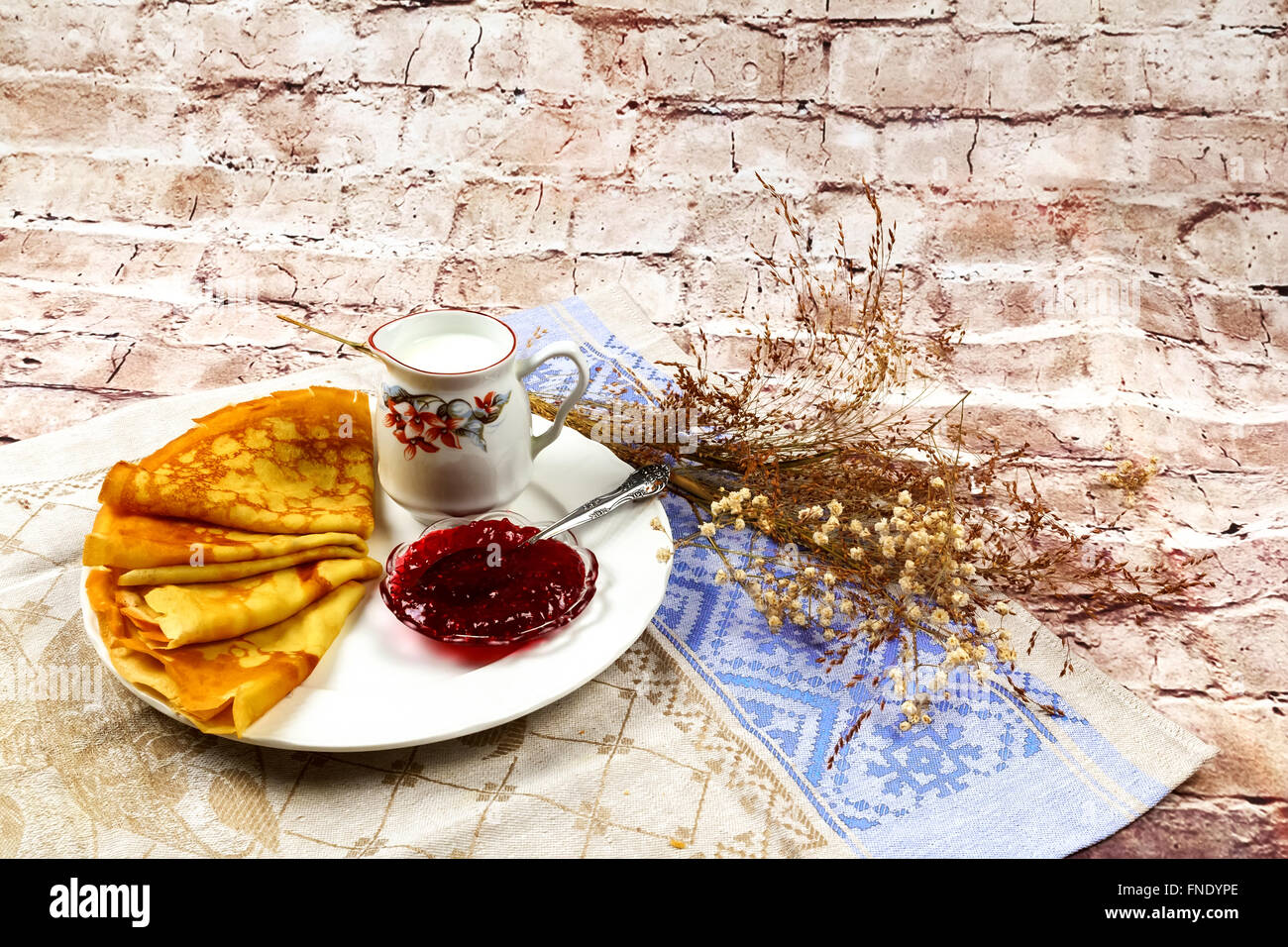 breakfast, cream, milk, pancake, food, homemade, plate Stock Photo - Alamy