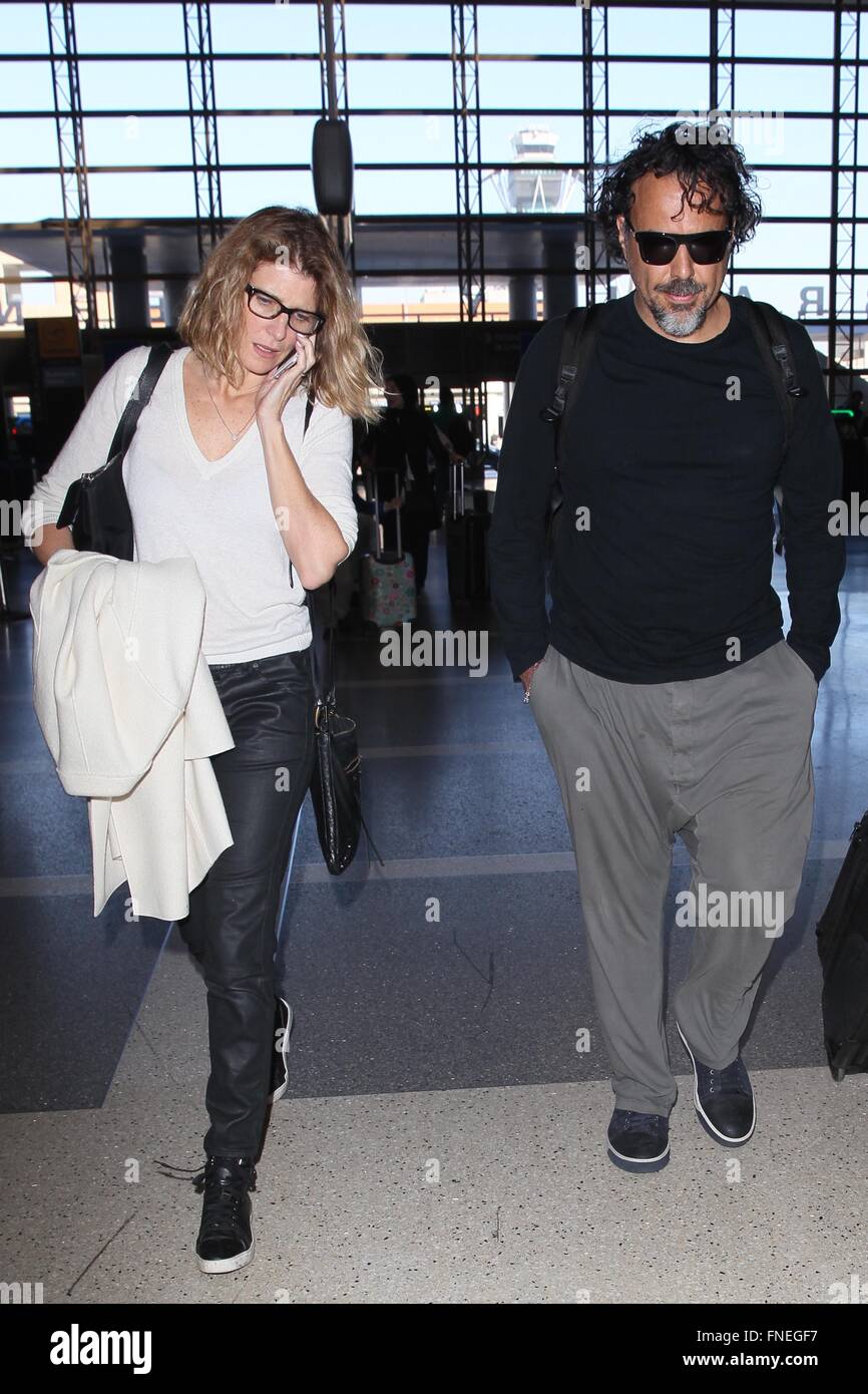 'The Revenant' director Alejandro González Iñárritu arrives at Los ...