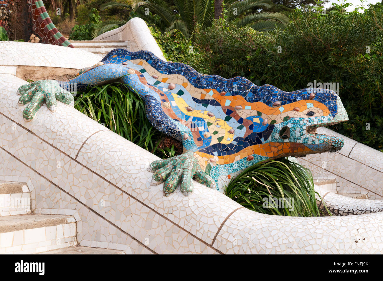 Guell park barcelona lizard mosaic hi-res stock photography and images ...