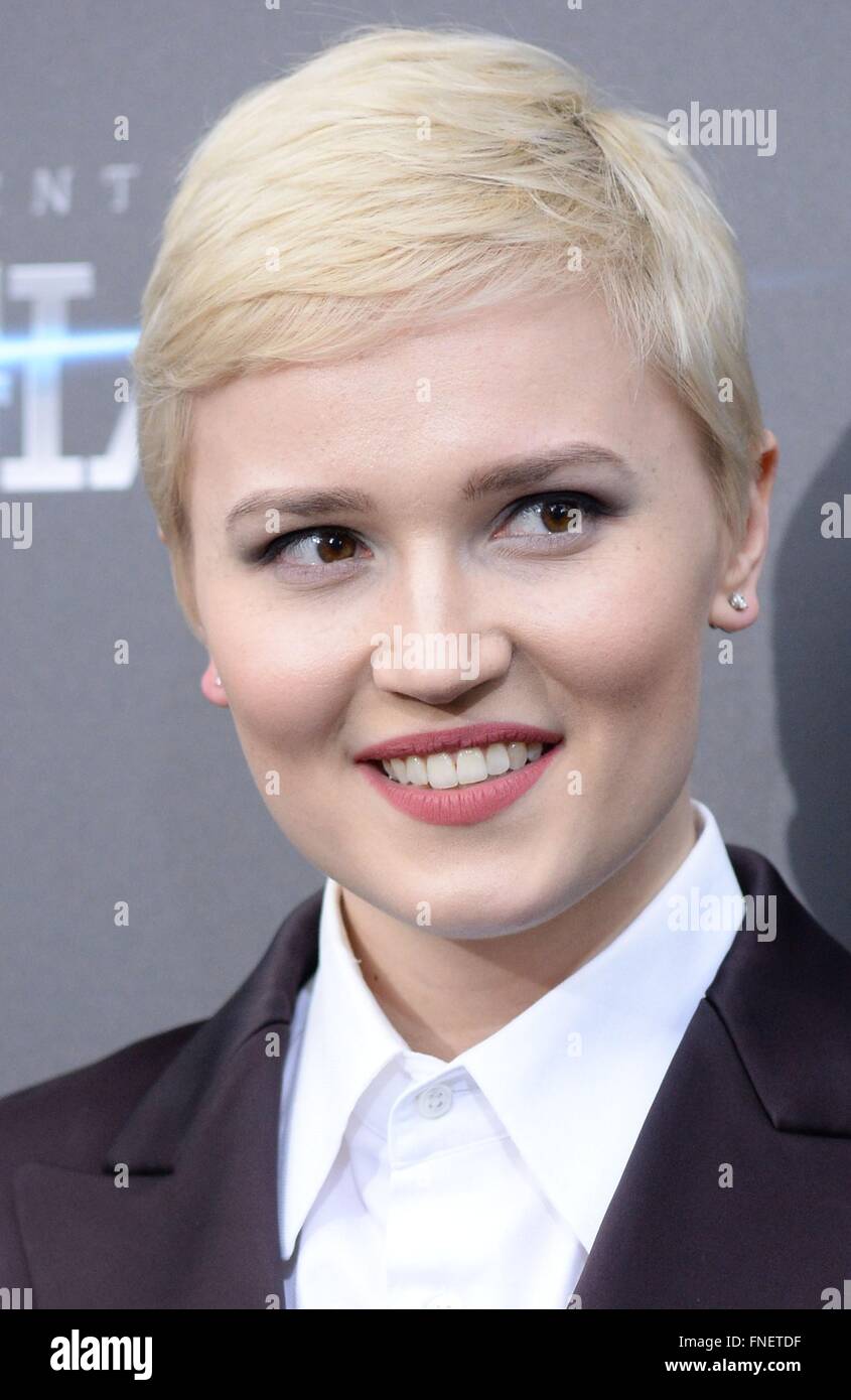 New York, NY, USA. 14th Mar, 2016. Veronica Roth at arrivals for THE ...