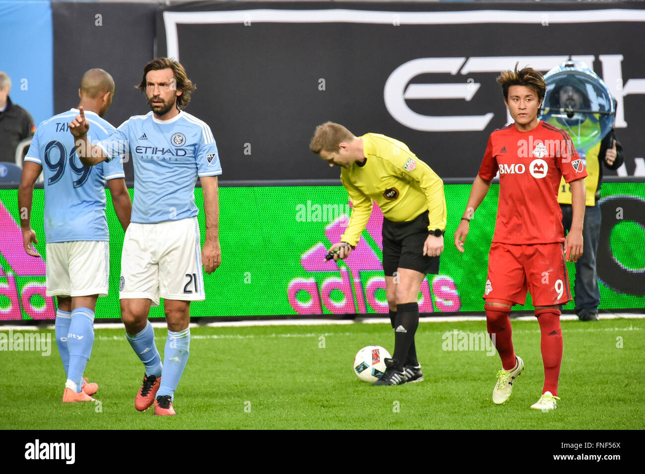 the Bronx, New York, USA. 13th Mar, 2016. (R-L) Tsubasa Endo (Toronto ...