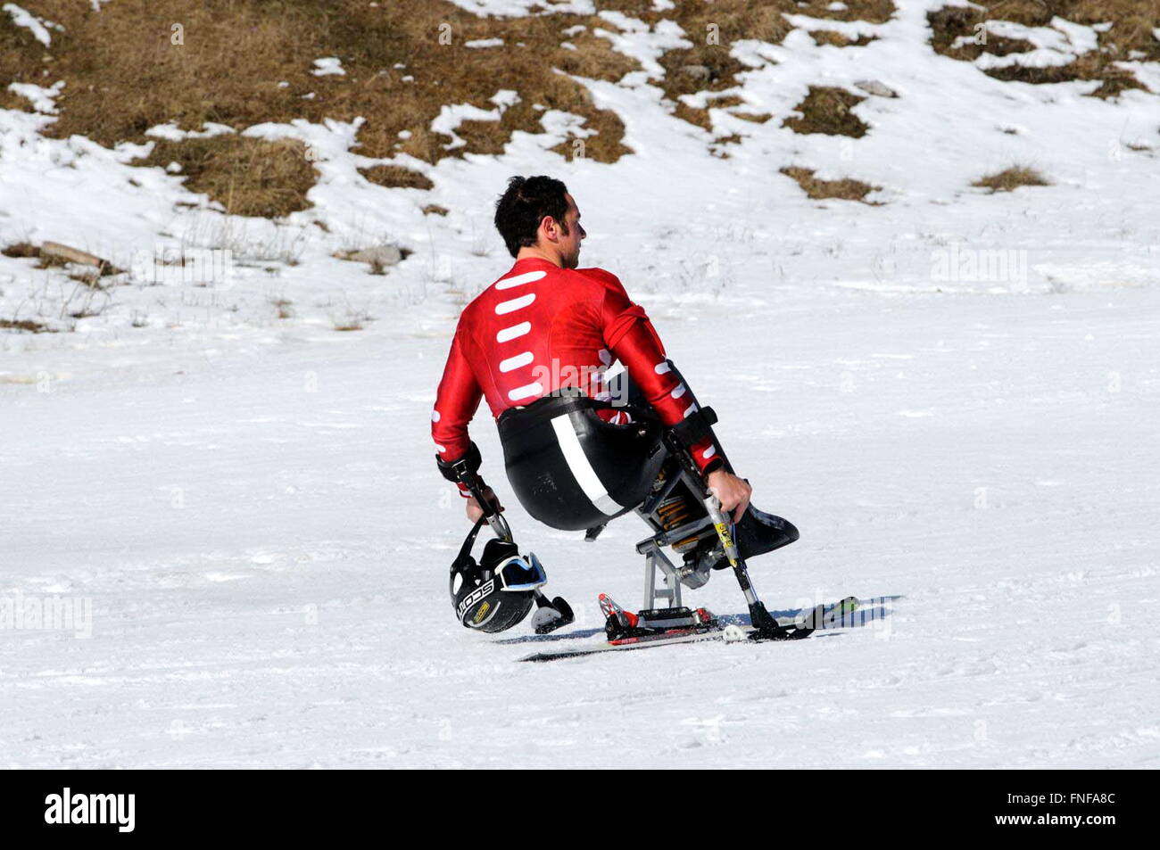 Disabled skier hi-res stock photography and images - Alamy