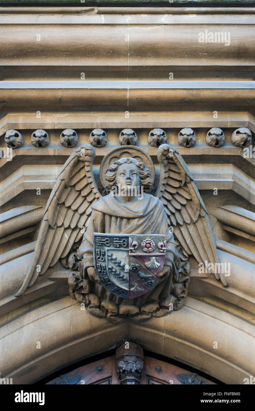 Angel stone carving, Oxford, England Stock Photo - Alamy