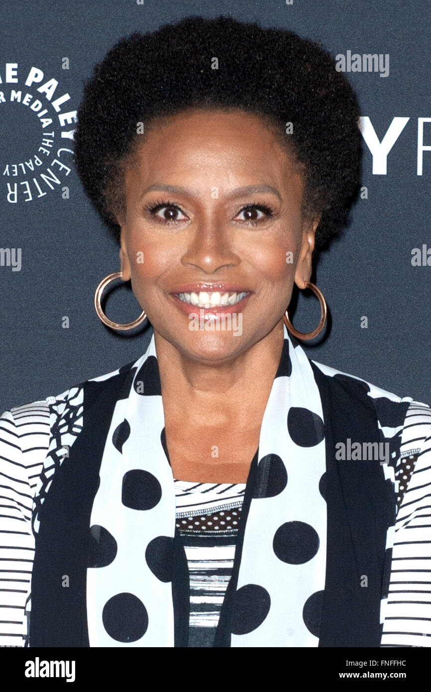 Jennifer lewis hi-res stock photography and images - Alamy