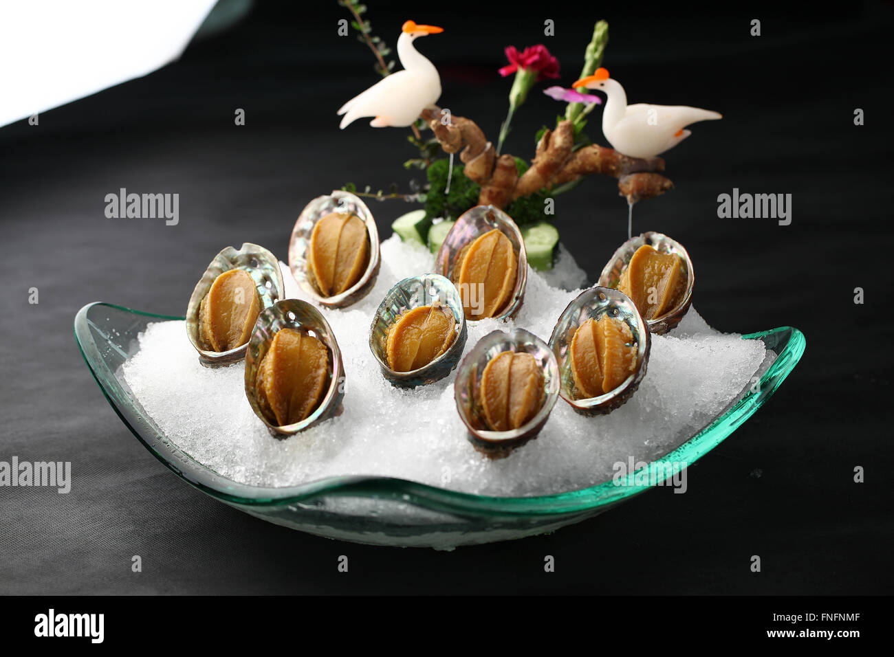 Abalone shellfish hi-res stock photography and images - Alamy