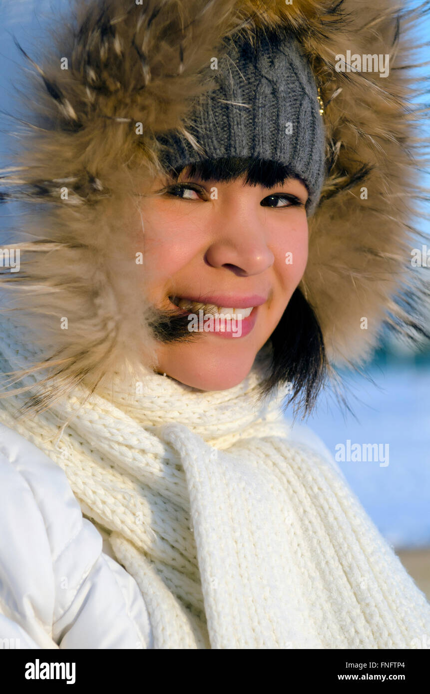 Inuit woman hi-res stock photography and images - Alamy