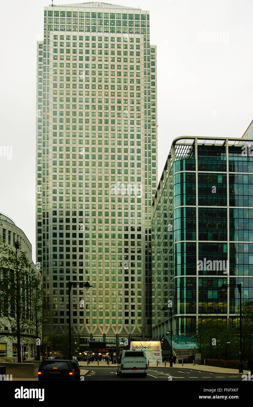 Canada square, Canary Wharf, London Stock Photo - Alamy