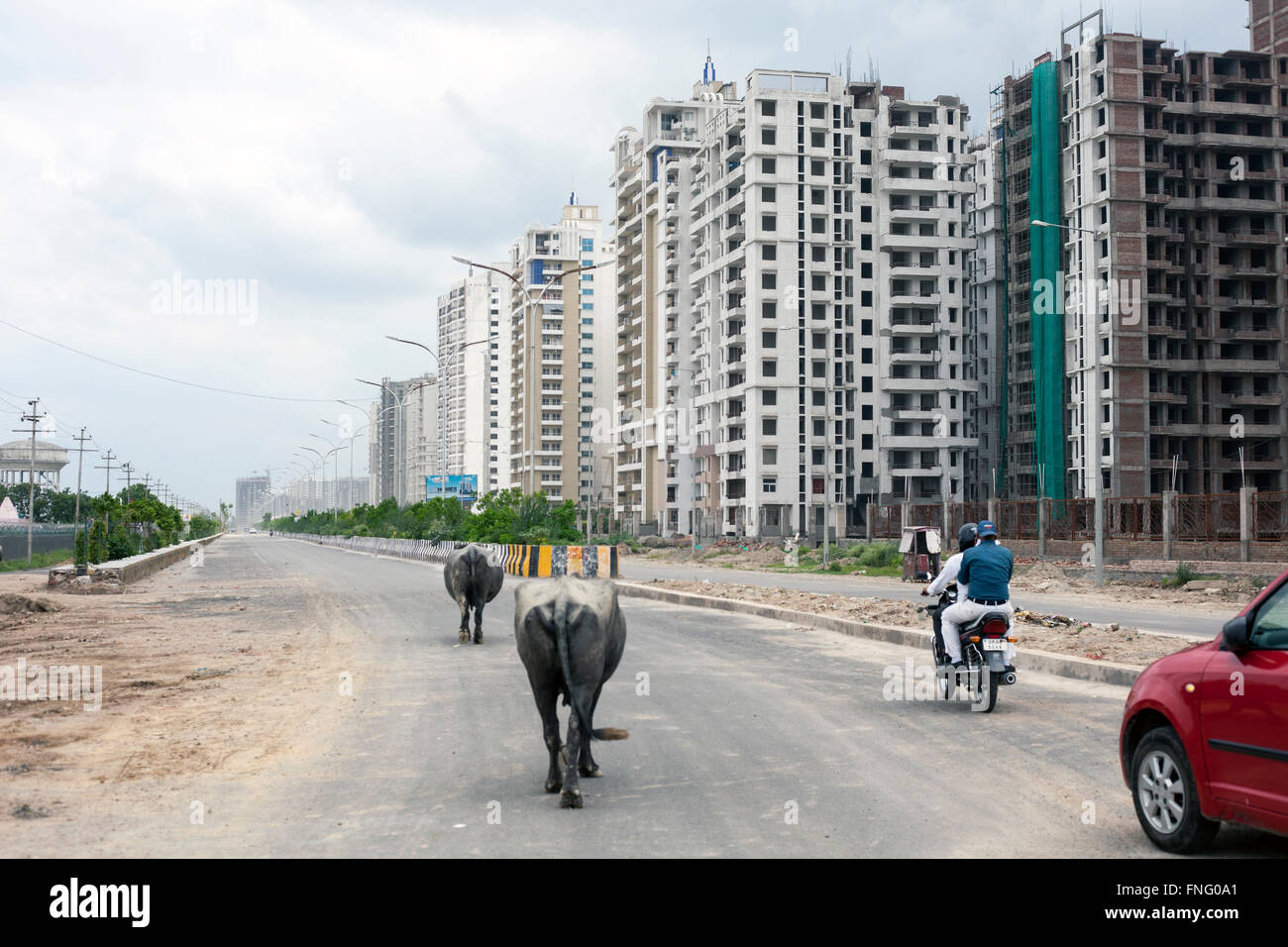 Modern housing noida india hi-res stock photography and images - Alamy