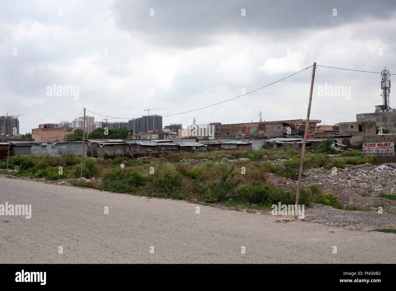 block of flats, tall buildings, modern suburb Stock Photo - Alamy