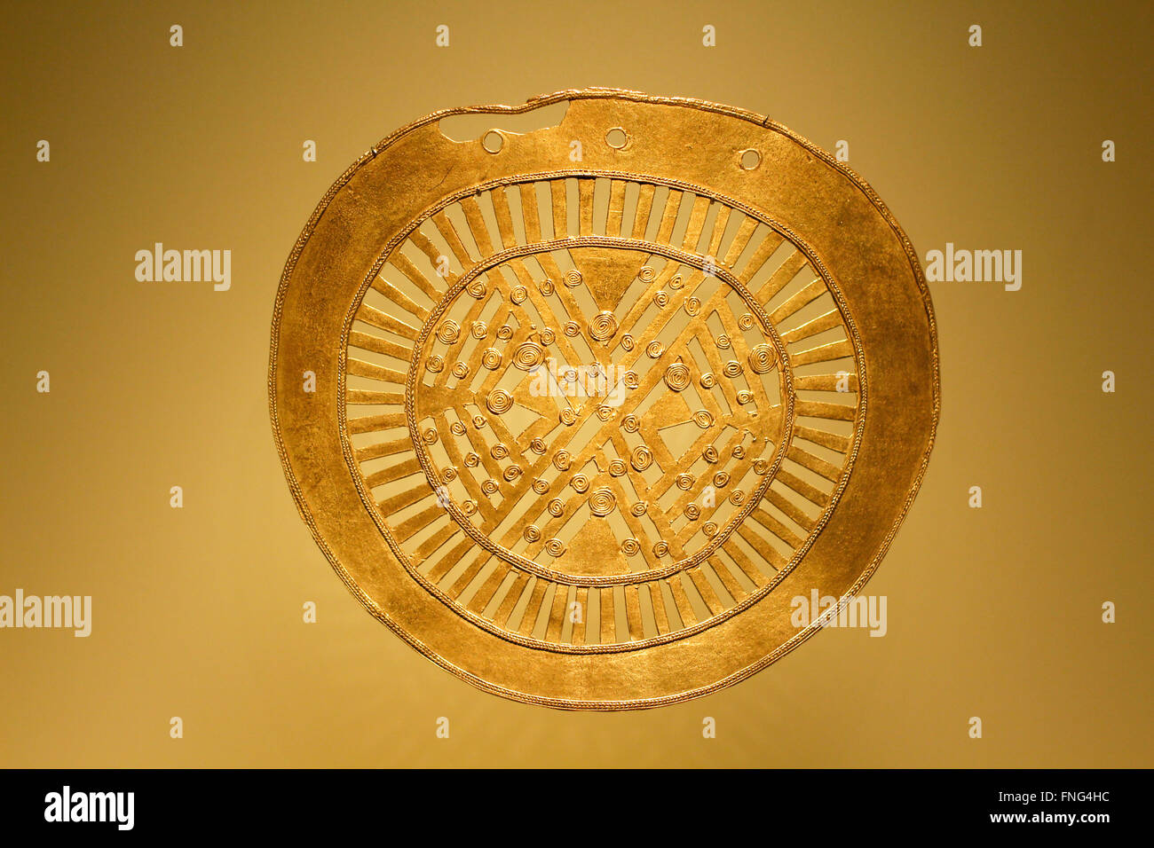 Pre Columbian Golden figure, Museo del Oro Pre-Columbian Gold Museum ...