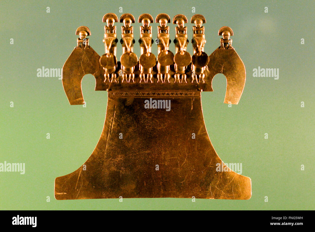 Pre Columbian Golden figure, Museo del Oro Pre-Columbian Gold Museum ...