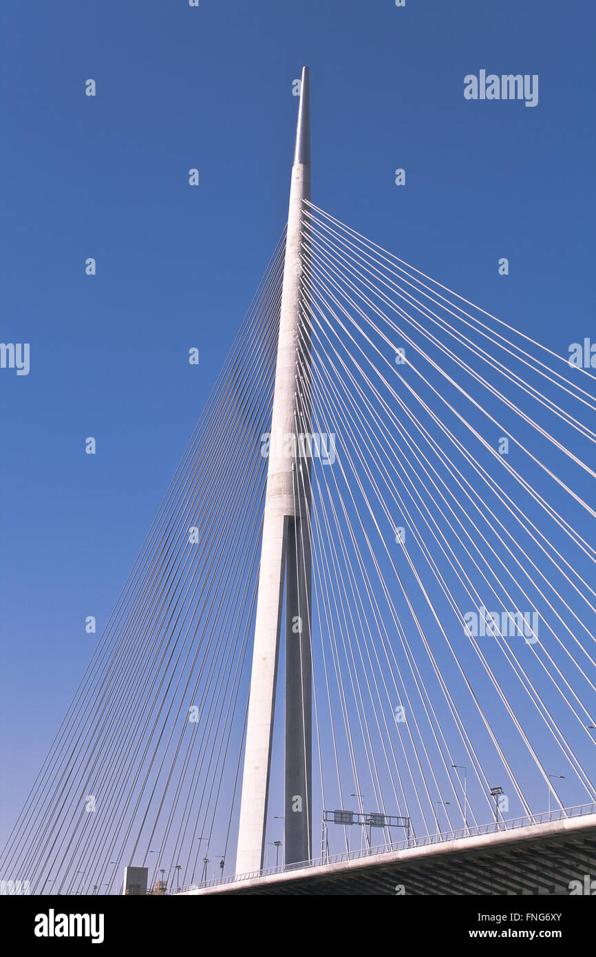 Bridge pylons hi-res stock photography and images - Alamy