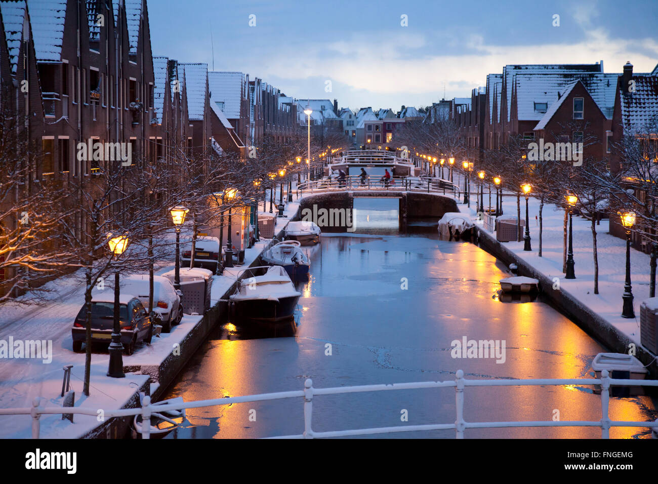 Canal in winter in Leiden,Holland Stock Photo - Alamy