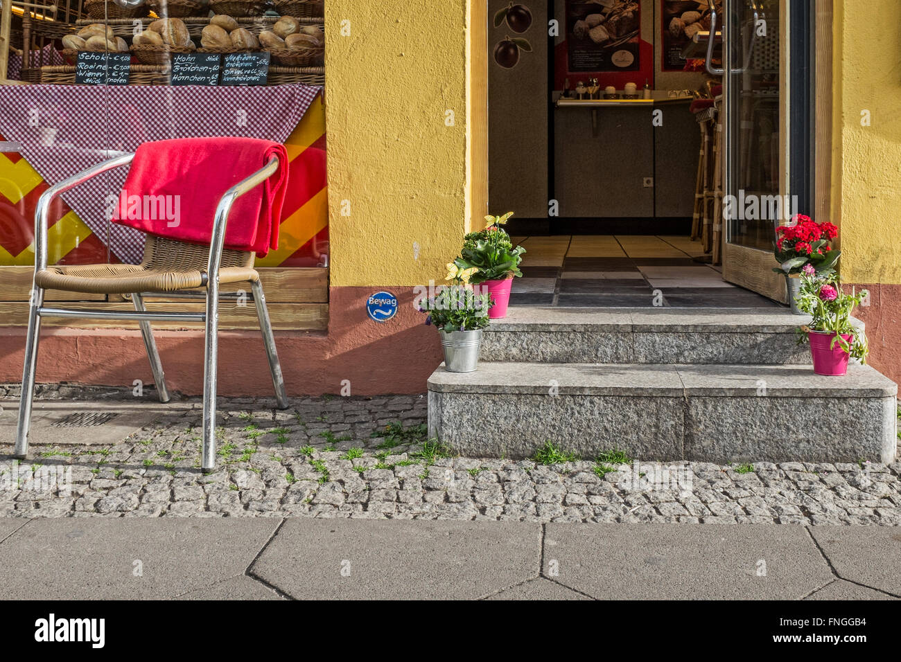 Bakery entrance hi-res stock photography and images - Alamy