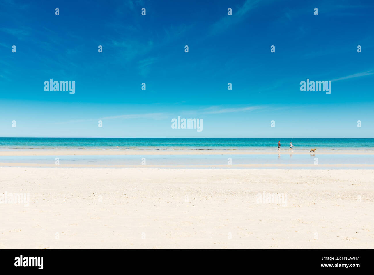 Adelaide beach in the summer time Stock Photo - Alamy