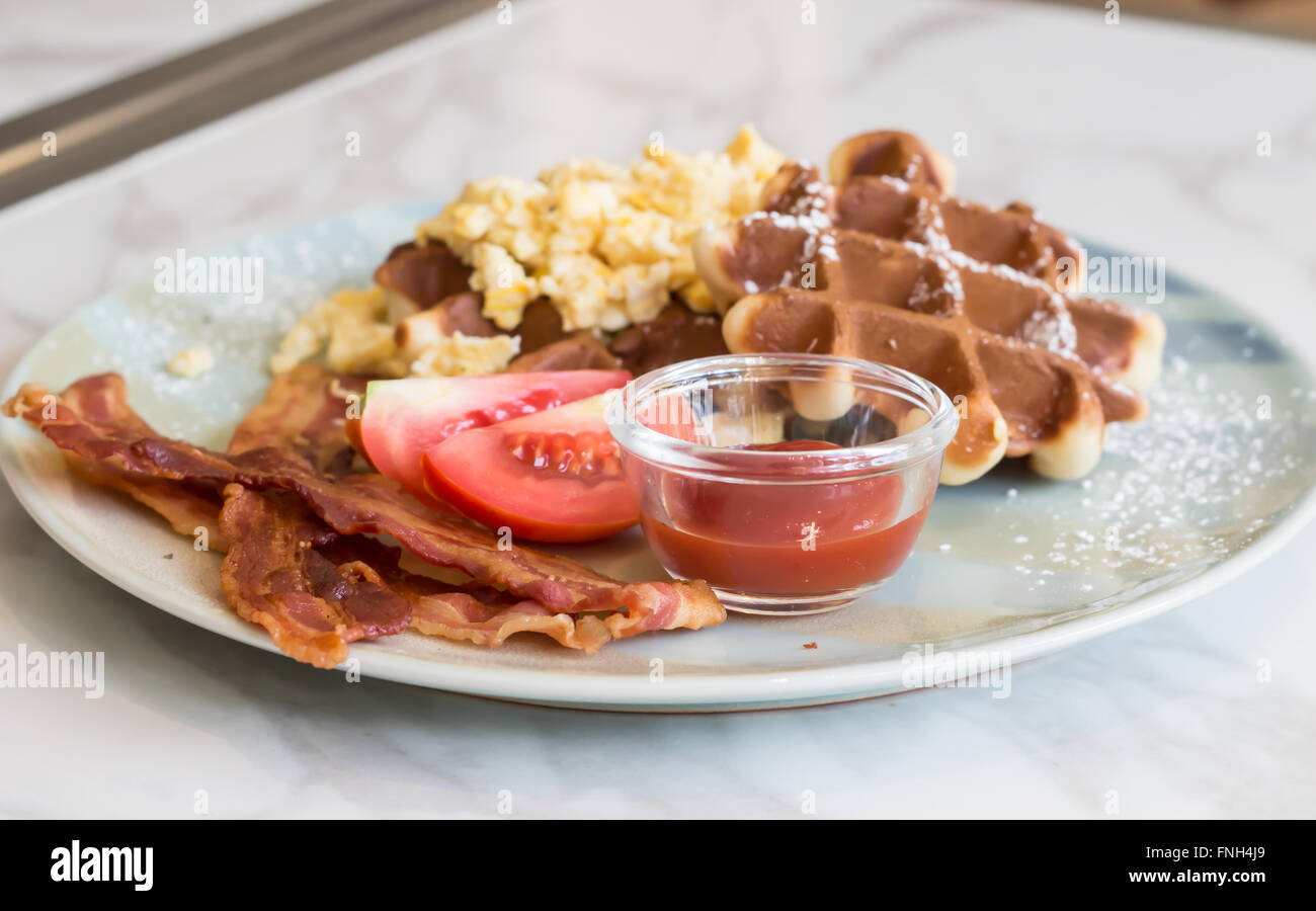 Waffle, egg and bacon for breakfast Stock Photo - Alamy