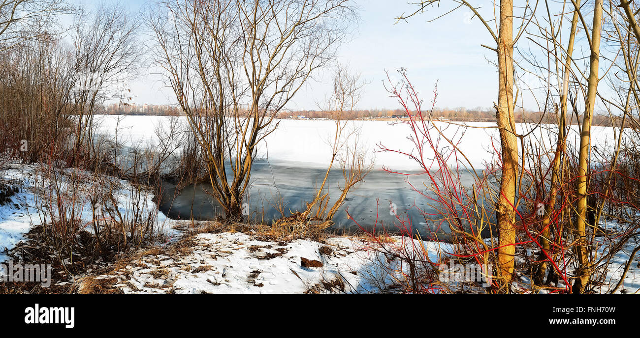 Thin layer of frozen water hi-res stock photography and images - Alamy