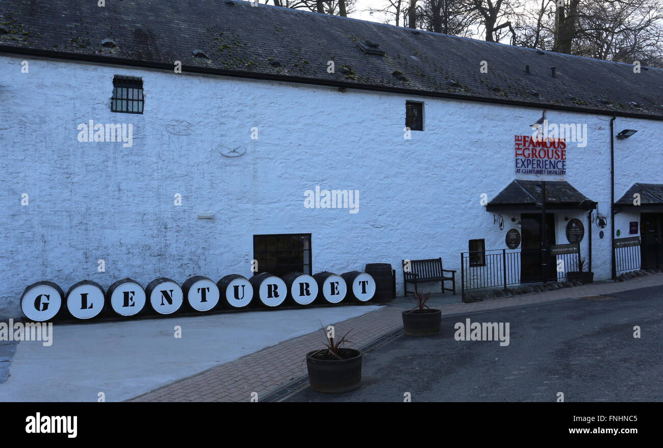 The scottish whisky experience sign hi-res stock photography and images ...