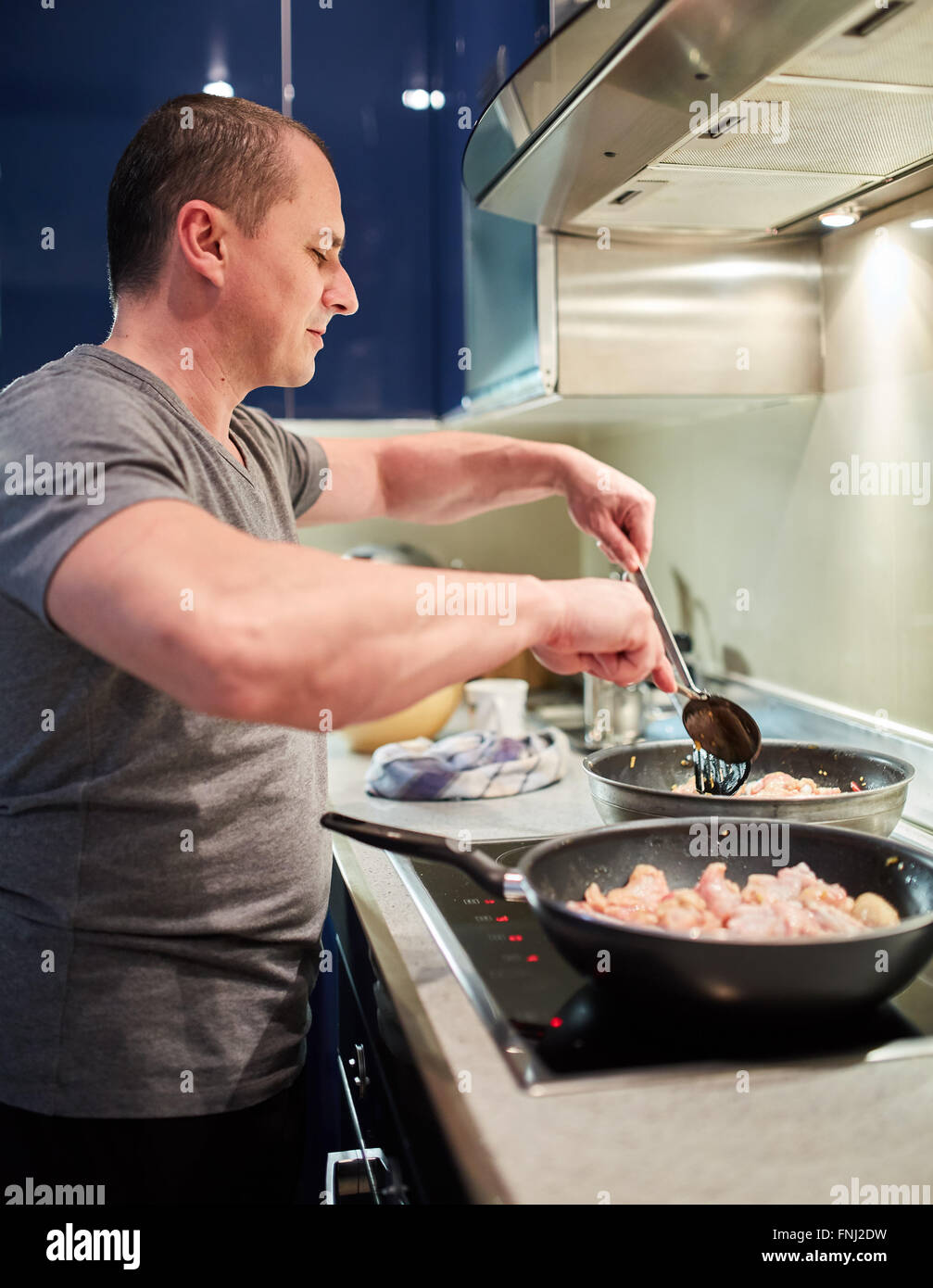 Inside of a thai home hi-res stock photography and images - Alamy