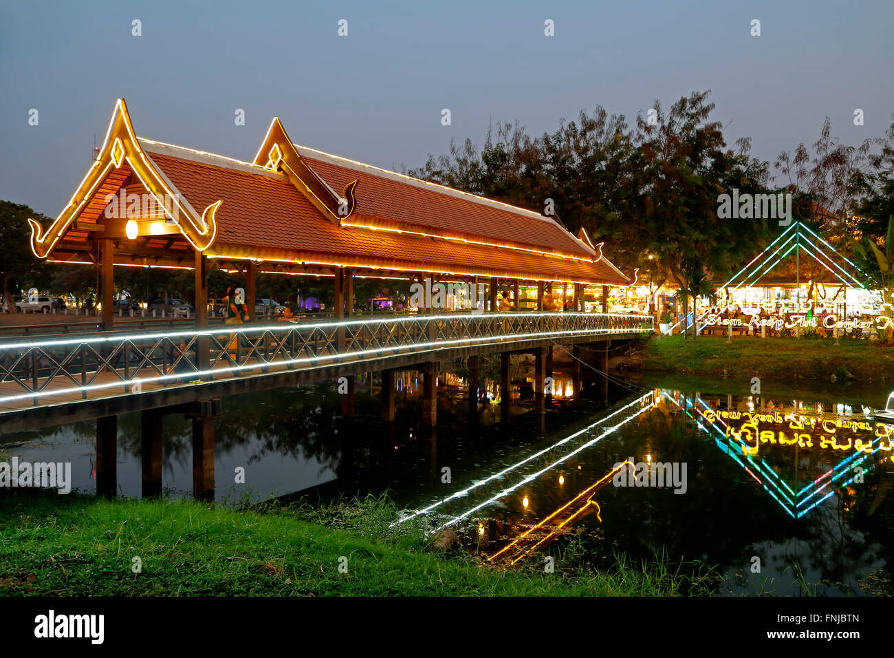 Covered bridge, Siem Reap River and Siem Reap Art Center Night Market ...