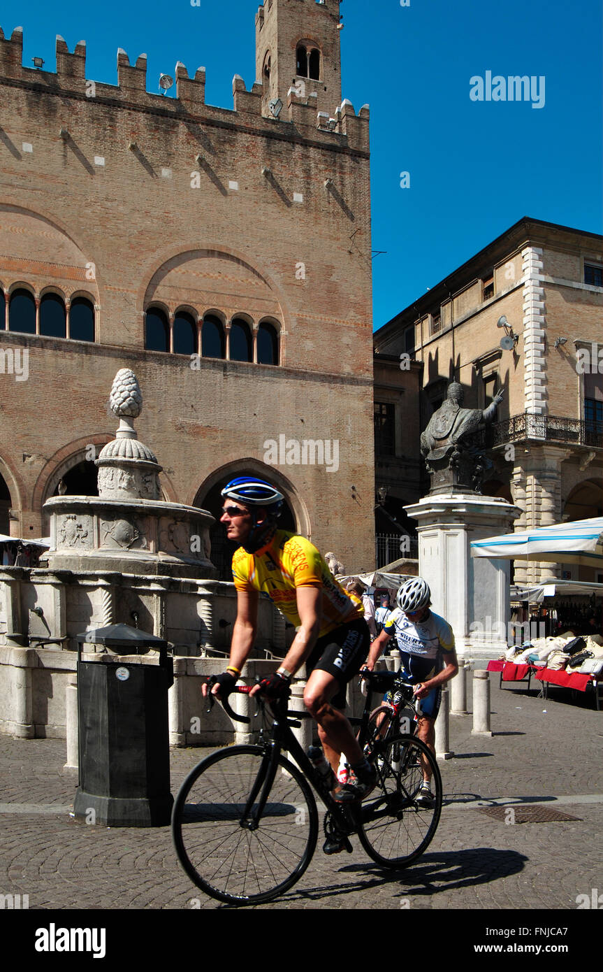 Rimini square hi-res stock photography and images - Alamy