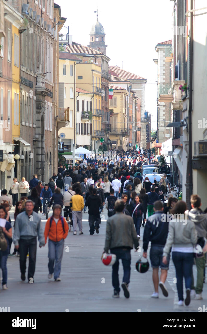 Italy rimini street hi-res stock photography and images - Alamy