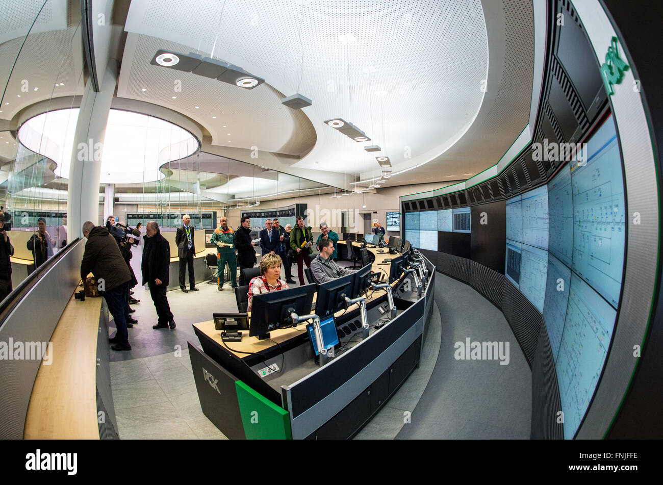 Oil refinery control room hi-res stock photography and images - Alamy