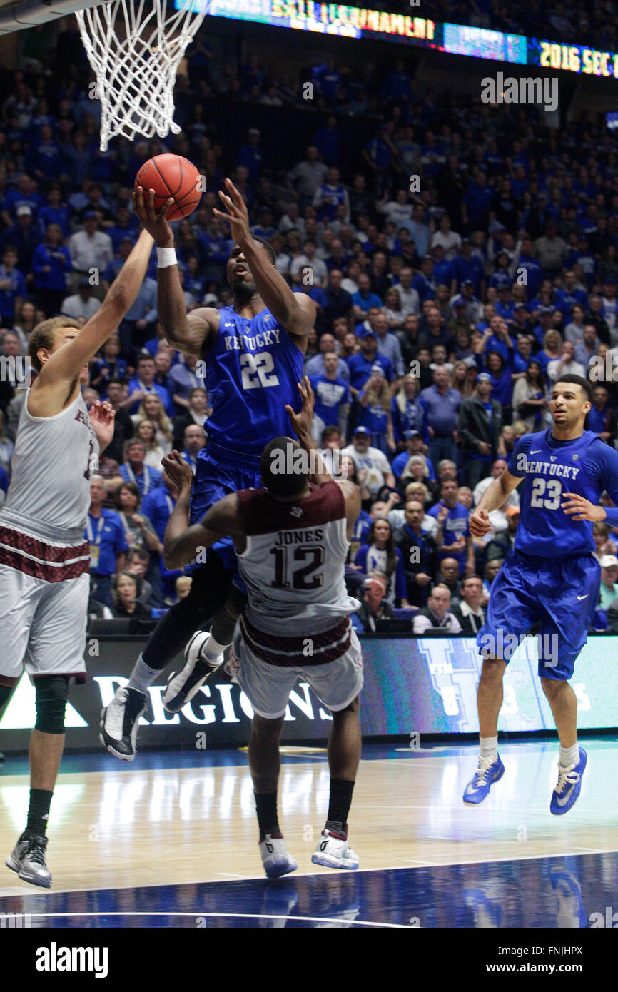 Kentucky forward Alex Poythress (22) shoots during the SEC Championship ...