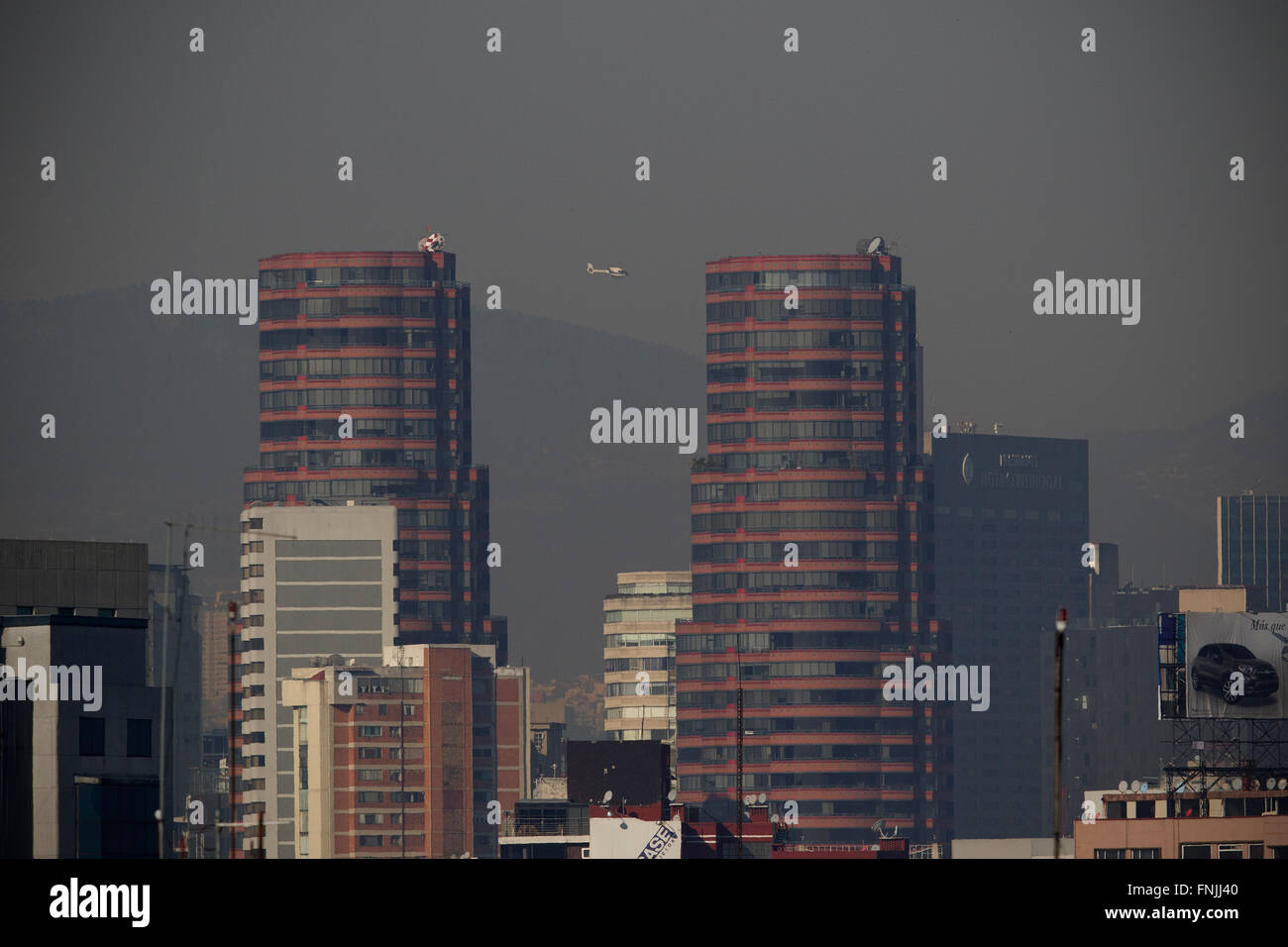 Air pollution in mexico city hi-res stock photography and images - Alamy