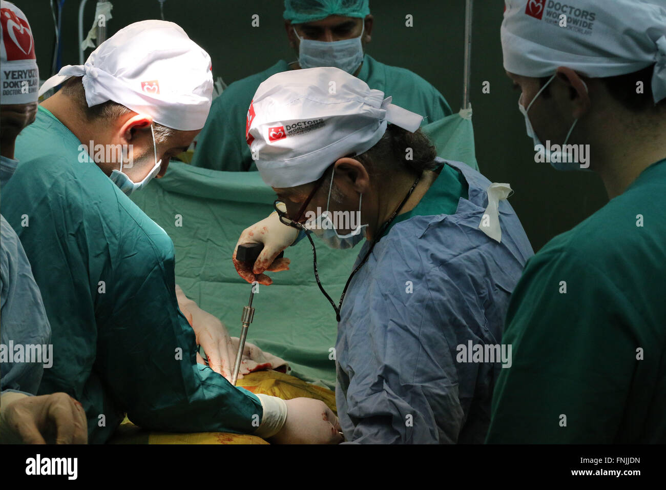 Gaza City, The Gaza Strip, Palestine. 15th Mar, 2016. A Turkish medical ...