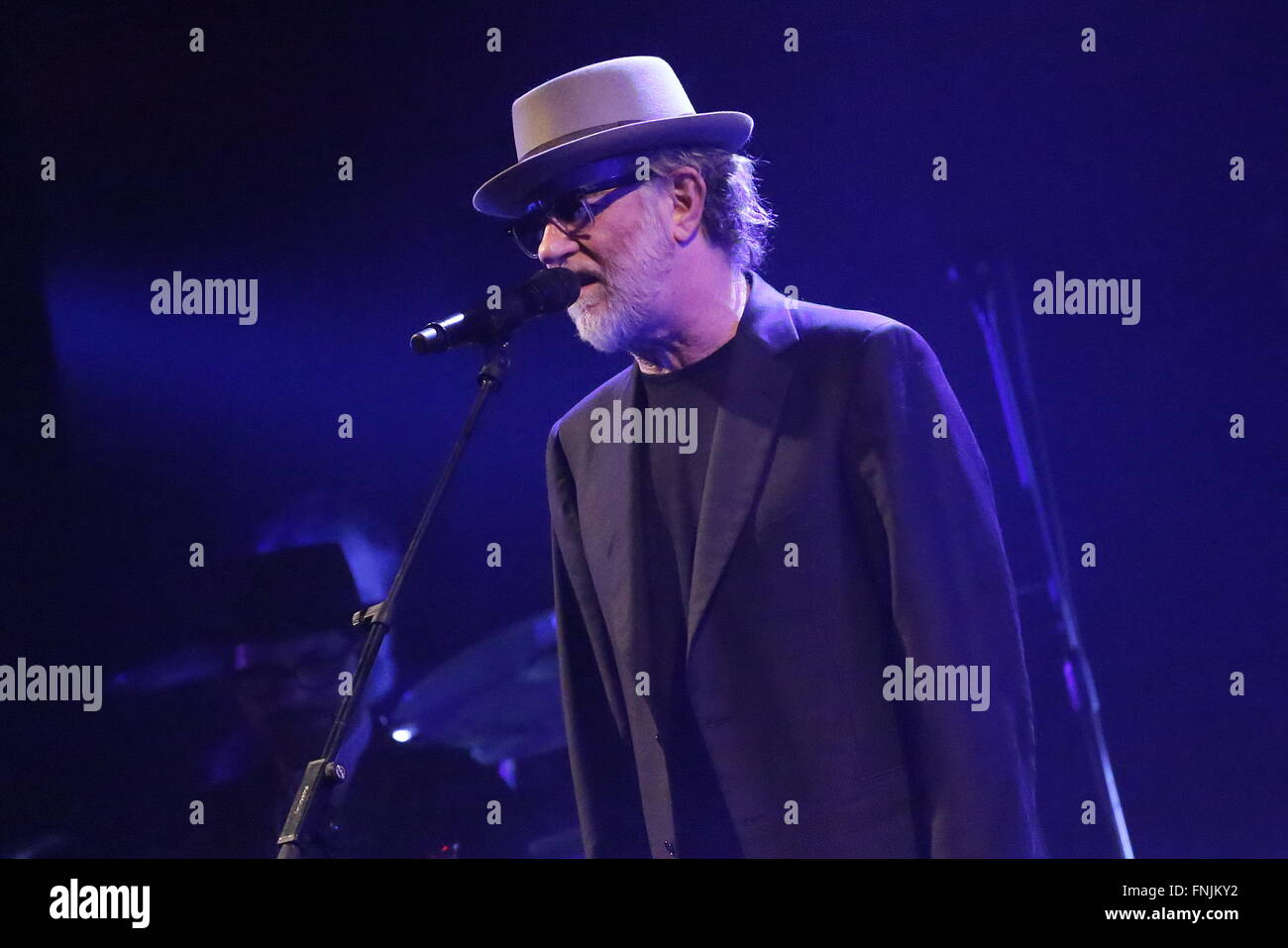 Turin, Italy. 15th Mar, 2016. Italian singer-songwriter Francesco De ...