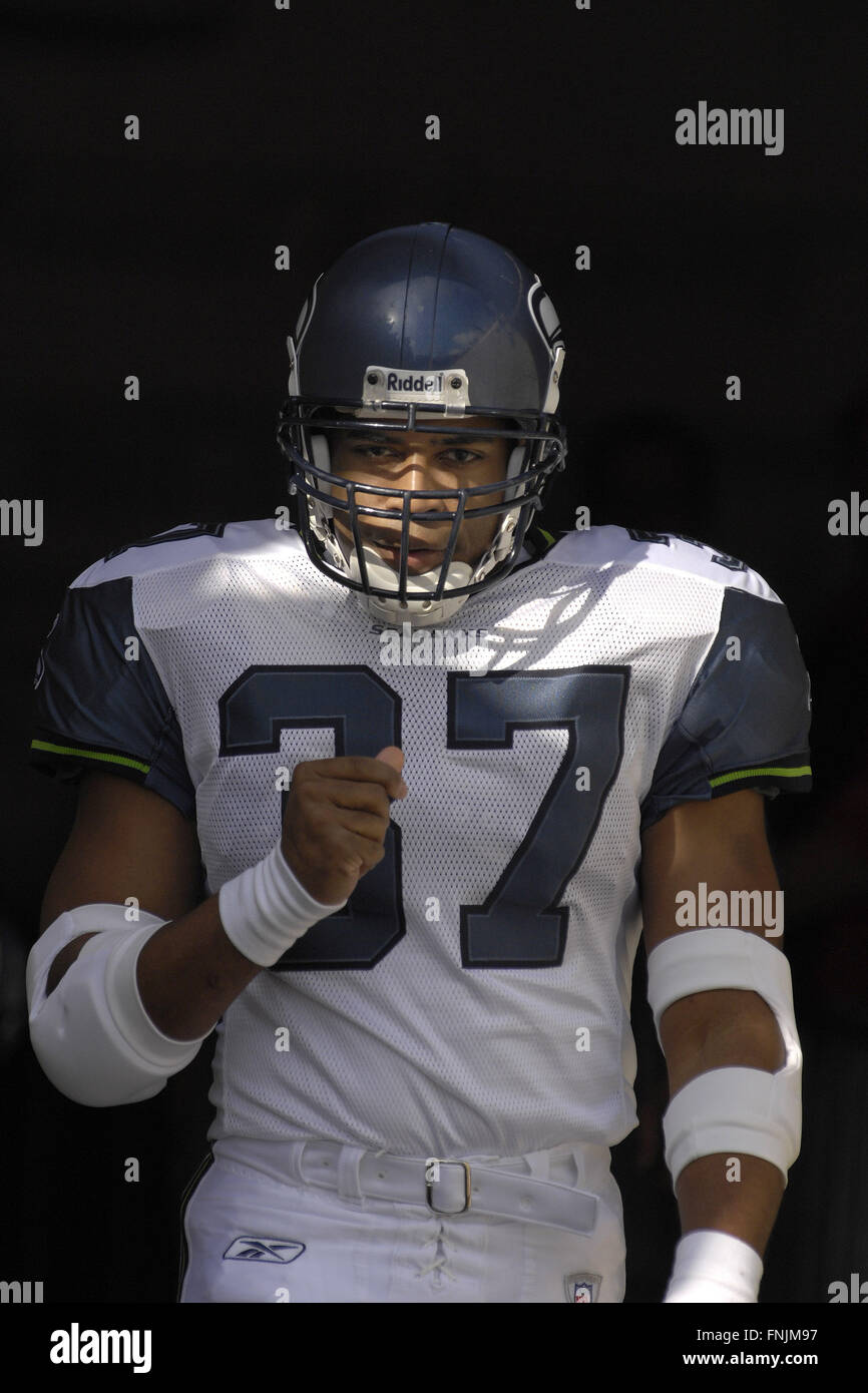 Tampa, Florida, USA. 31st Dec, 2006. Seattle Seahawks running back ...