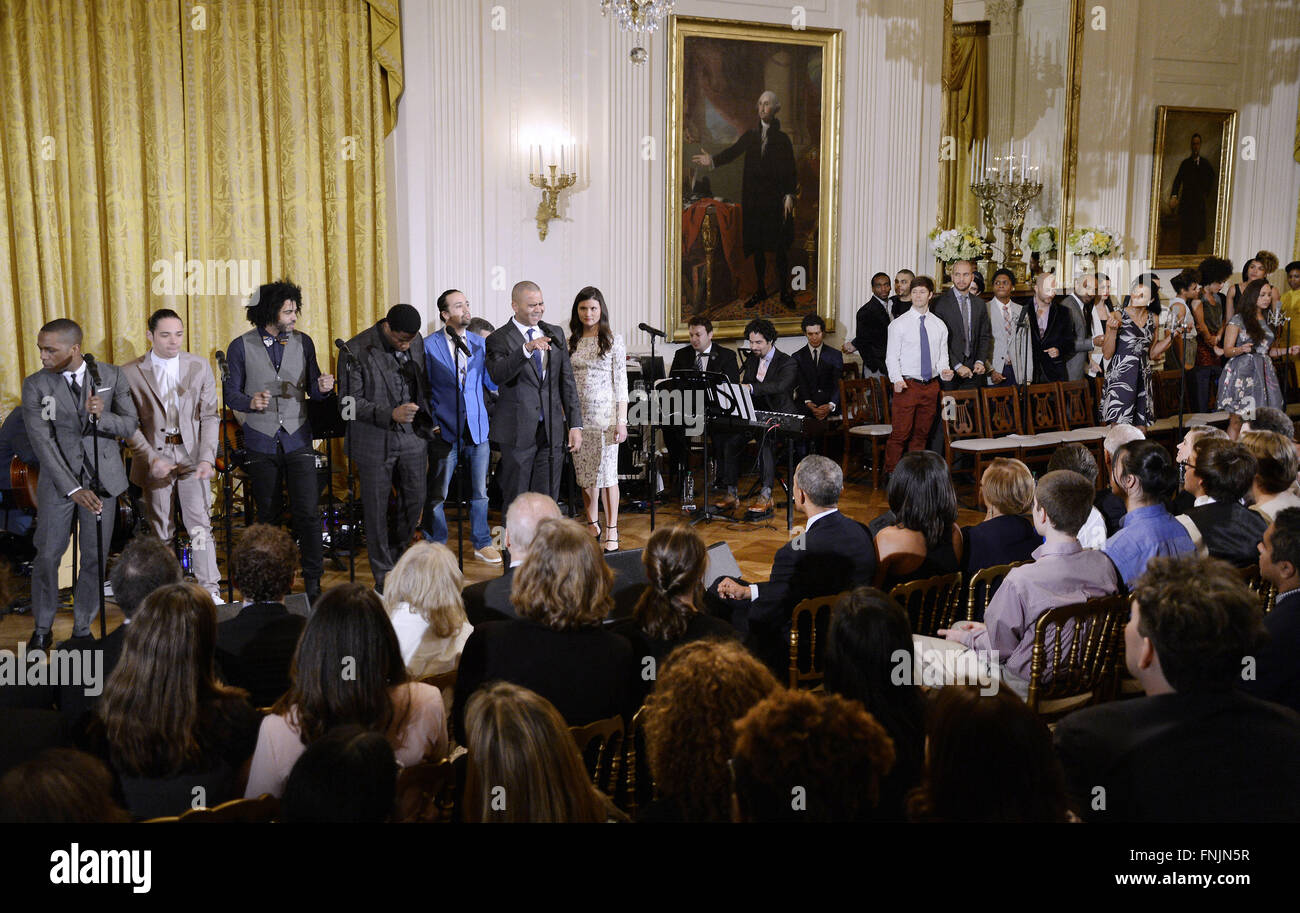 Hamilton cast hi-res stock photography and images - Alamy