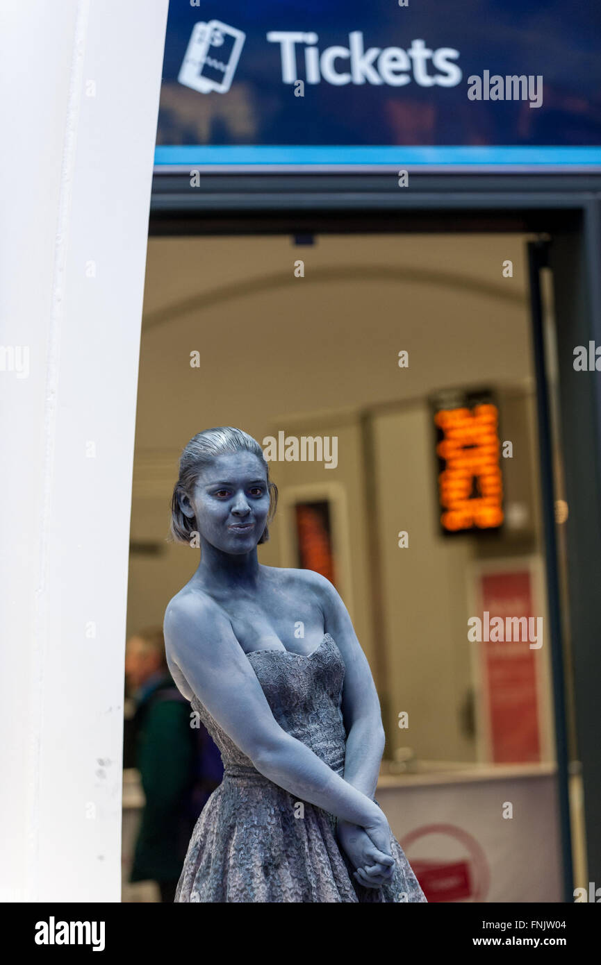 London, UK. 16 March 2016. Pippa Moss, "Lady in Stone", strikes a pose ...