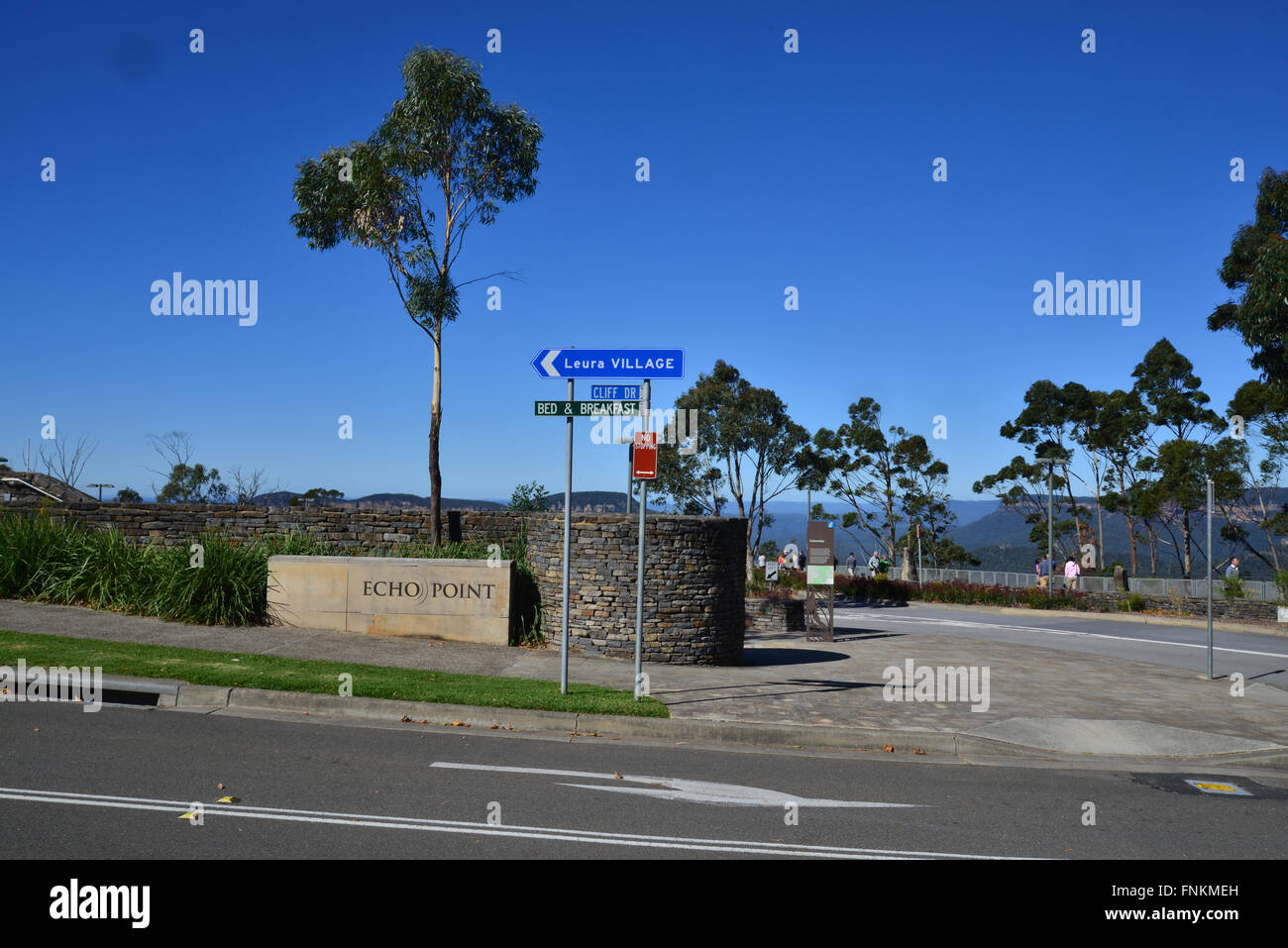 Australia blue mountains echo point hi-res stock photography and images ...
