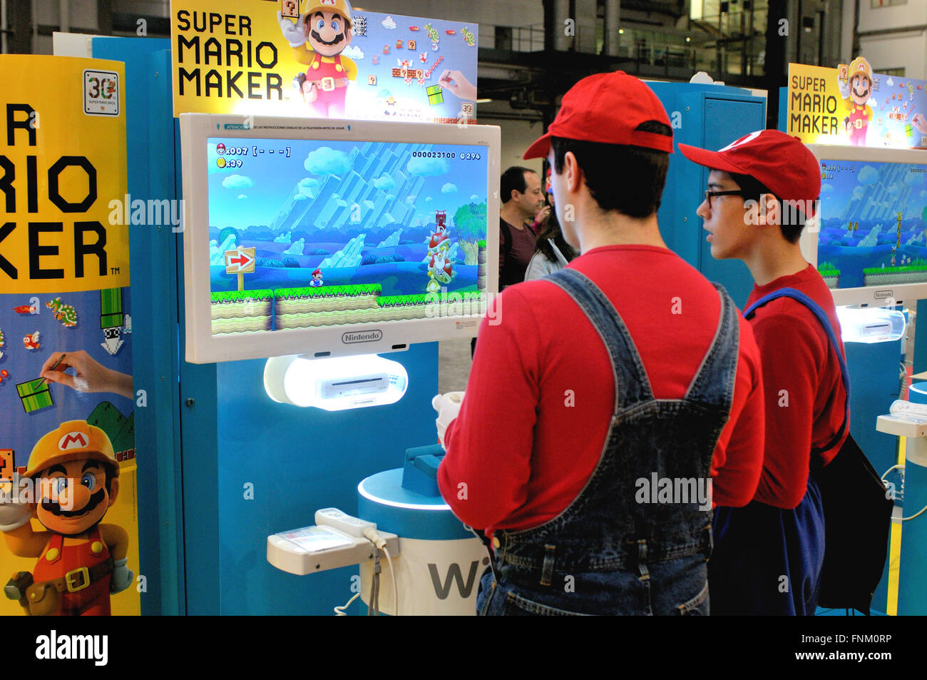 Super mario bros costume hi-res stock photography and images - Alamy