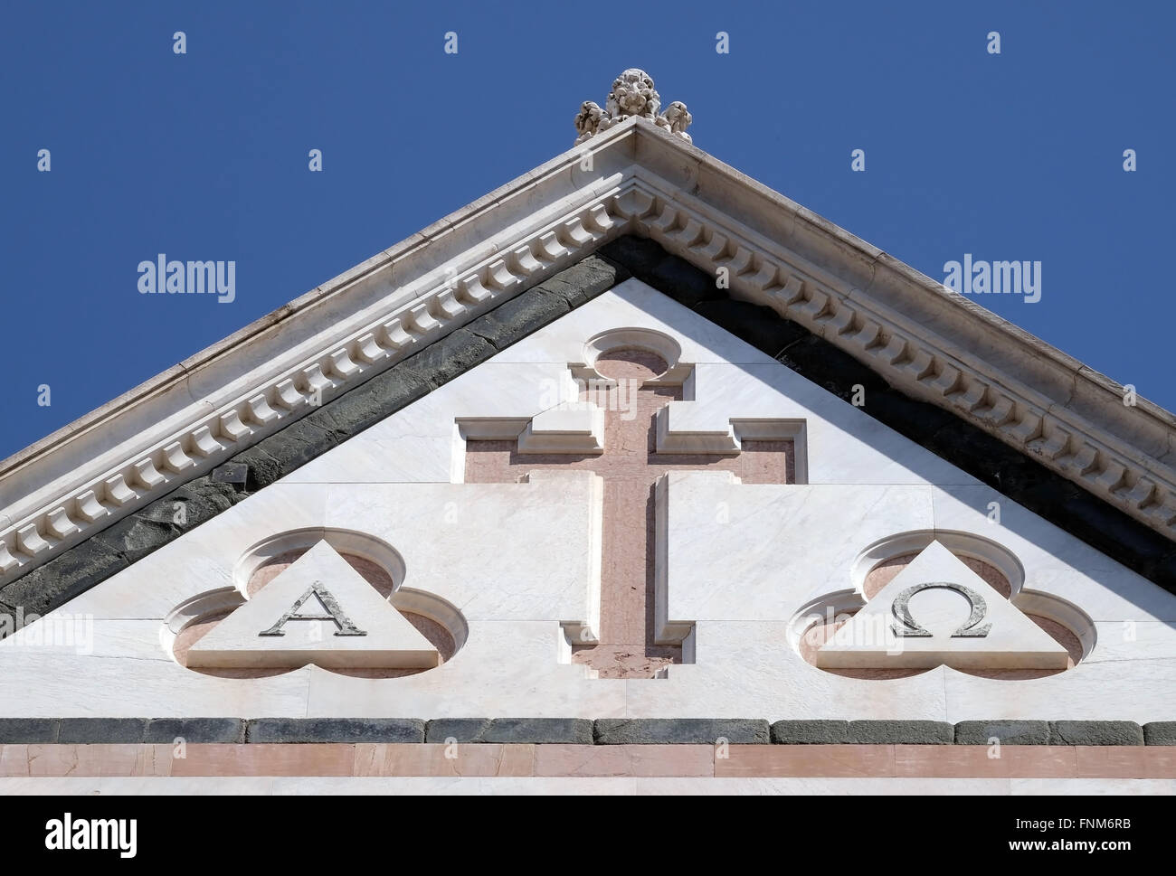 Cross, Basilica di Santa Croce (Basilica of the Holy Cross) - famous ...