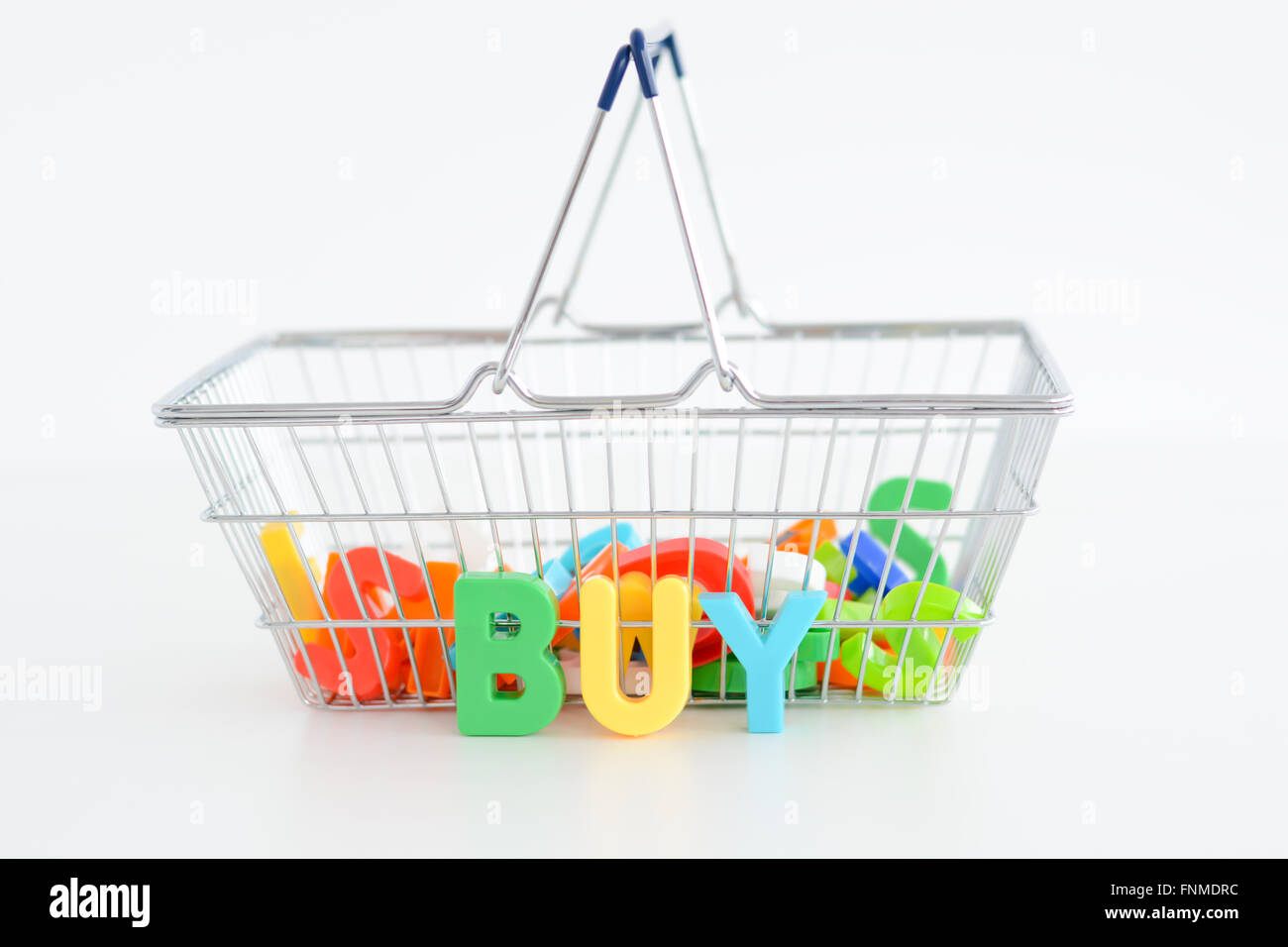 Supermarket basket offer hi-res stock photography and images - Alamy