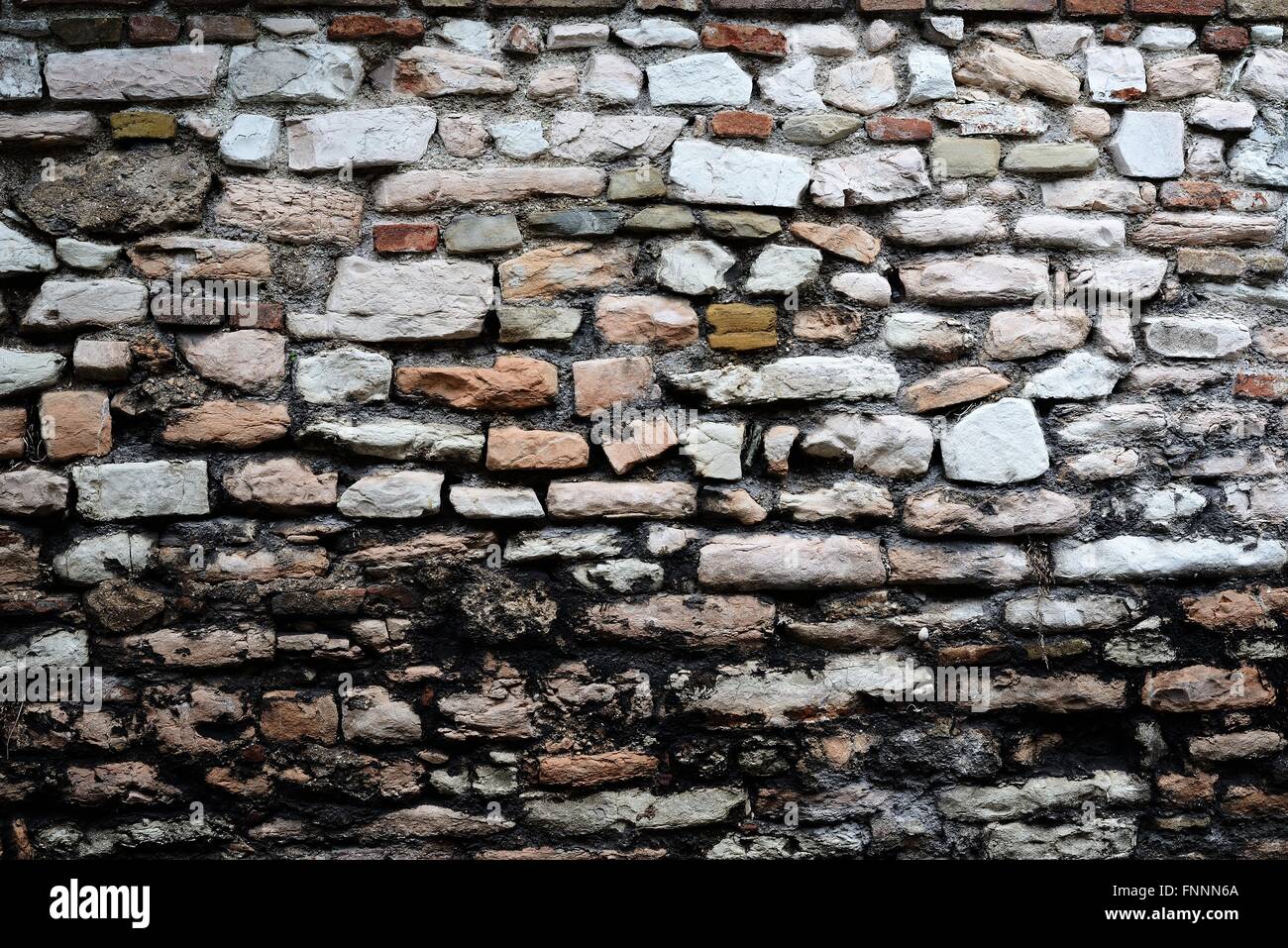 Bricks material hi-res stock photography and images - Alamy