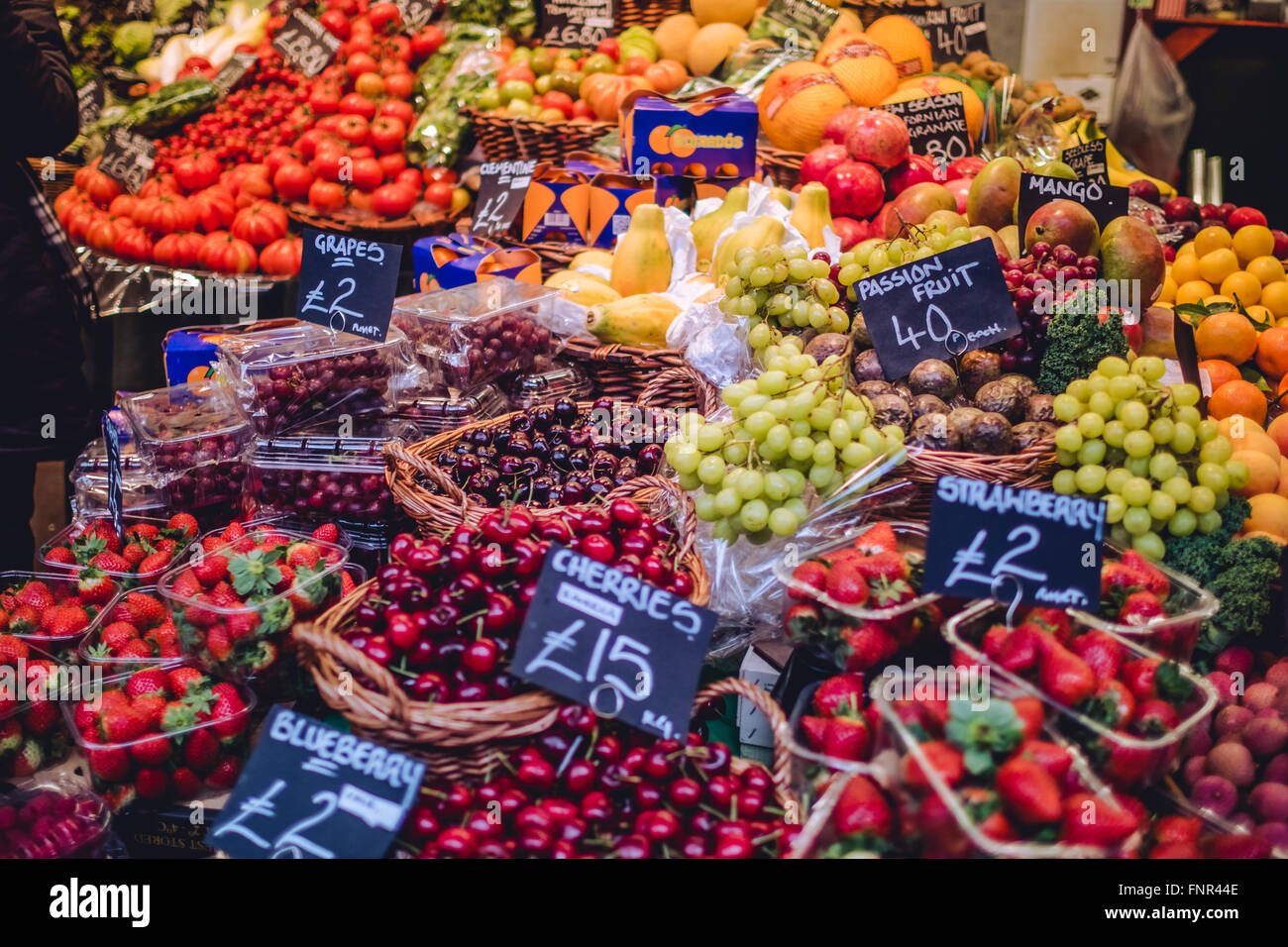 Fruits Borough Market] Stock Photo - Alamy