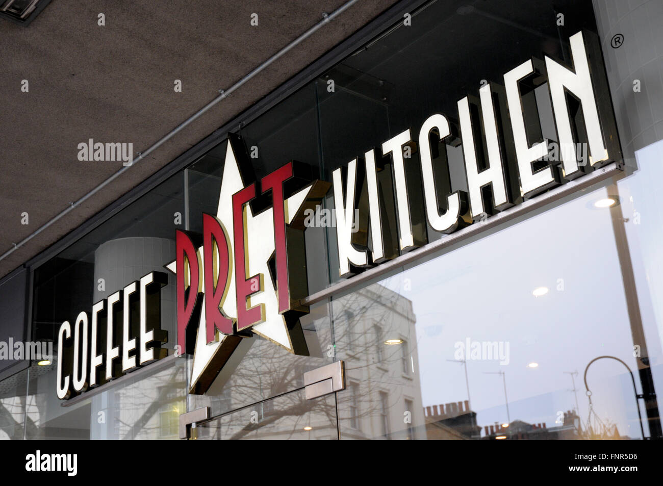 Pret a Manger logo outside entrance Stock Photo - Alamy