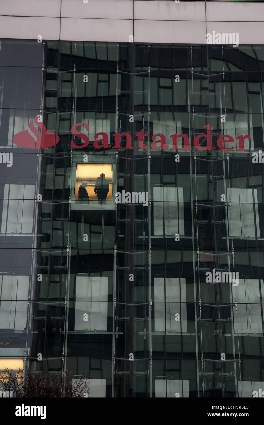Santander office london hi-res stock photography and images - Alamy