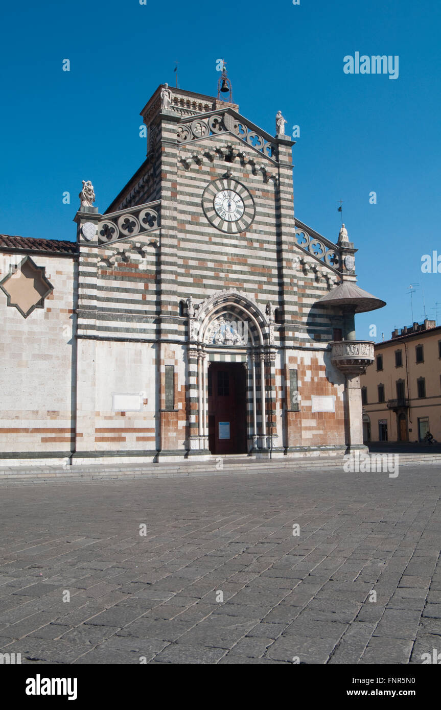Cathedral prato tuscany italy hi-res stock photography and images - Alamy