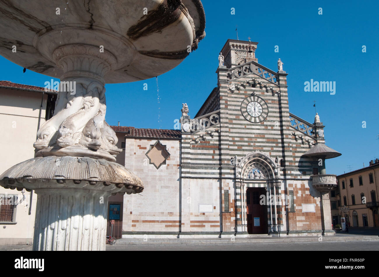 Italy, Tuscany, Prato, Piazza del Duomo, Cathedral of S. Stefano Stock ...