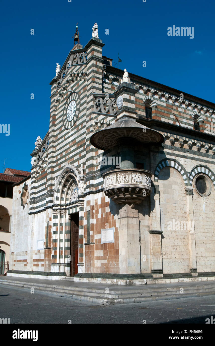 Italy, Tuscany, Prato, Piazza del Duomo, Cathedral of S. Stefano Stock ...