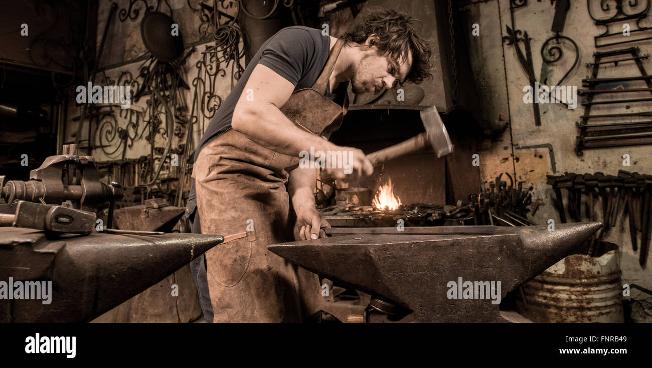 Forging workshop hi-res stock photography and images - Alamy