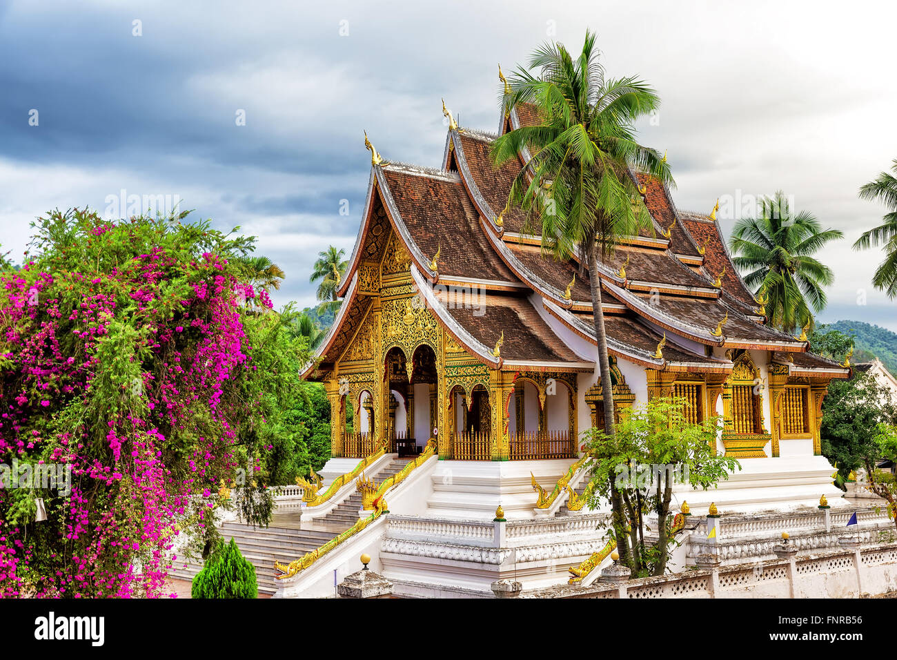 Luang pra hi-res stock photography and images - Alamy