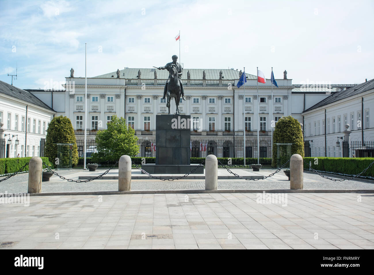 Warsaw presidential palace hi-res stock photography and images - Alamy