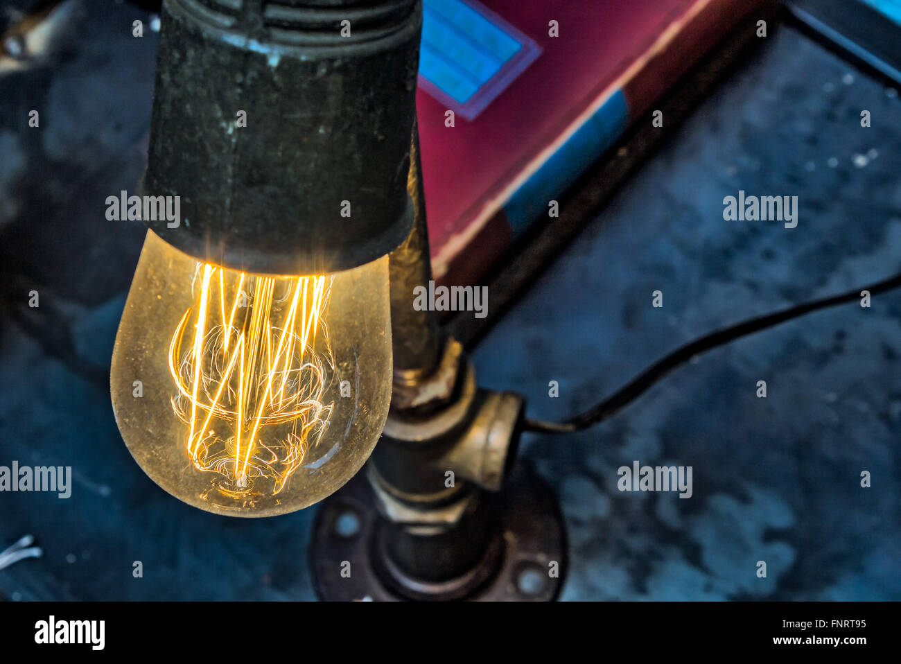 Vintage Antique Edison Light Bulb Fixture Stock Photo - Alamy